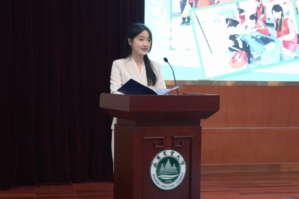 林学院师生喜获校级“双十佳”